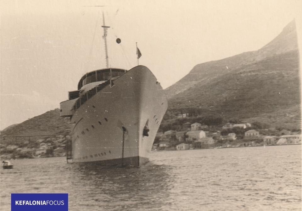 Ο Αριστοτέλης Ωνάσης στην Ιθάκη,που τόσο αγάπησε και αγαπήθηκε με την ...