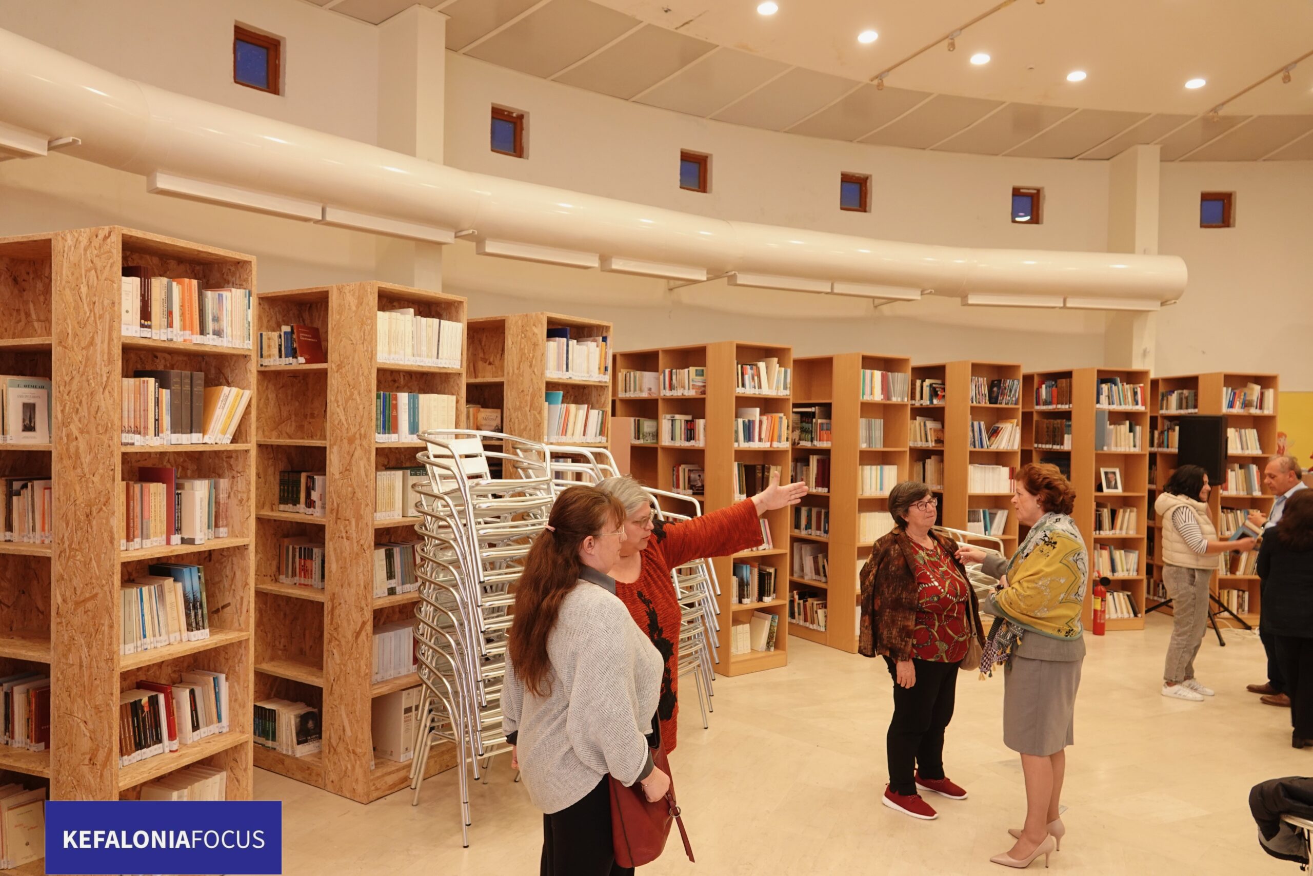 Νέες δράσεις και σημαντική δωρεά στην Ιακωβάτειο Βιβλιοθήκη Ληξουρίου ...