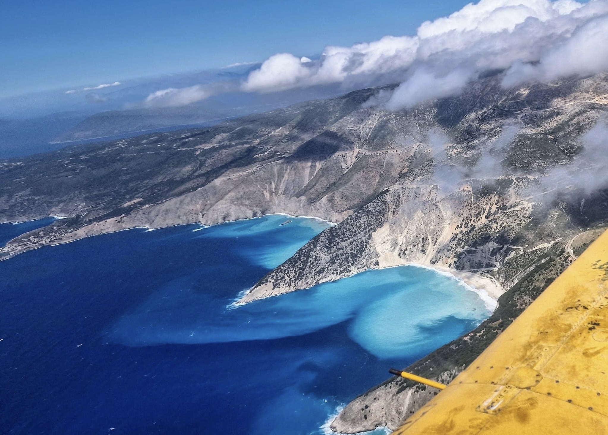 Όταν η φύση ζωγραφίζει…τα πιο όμορφα χρώματα του φουρτουνιασμένου ...