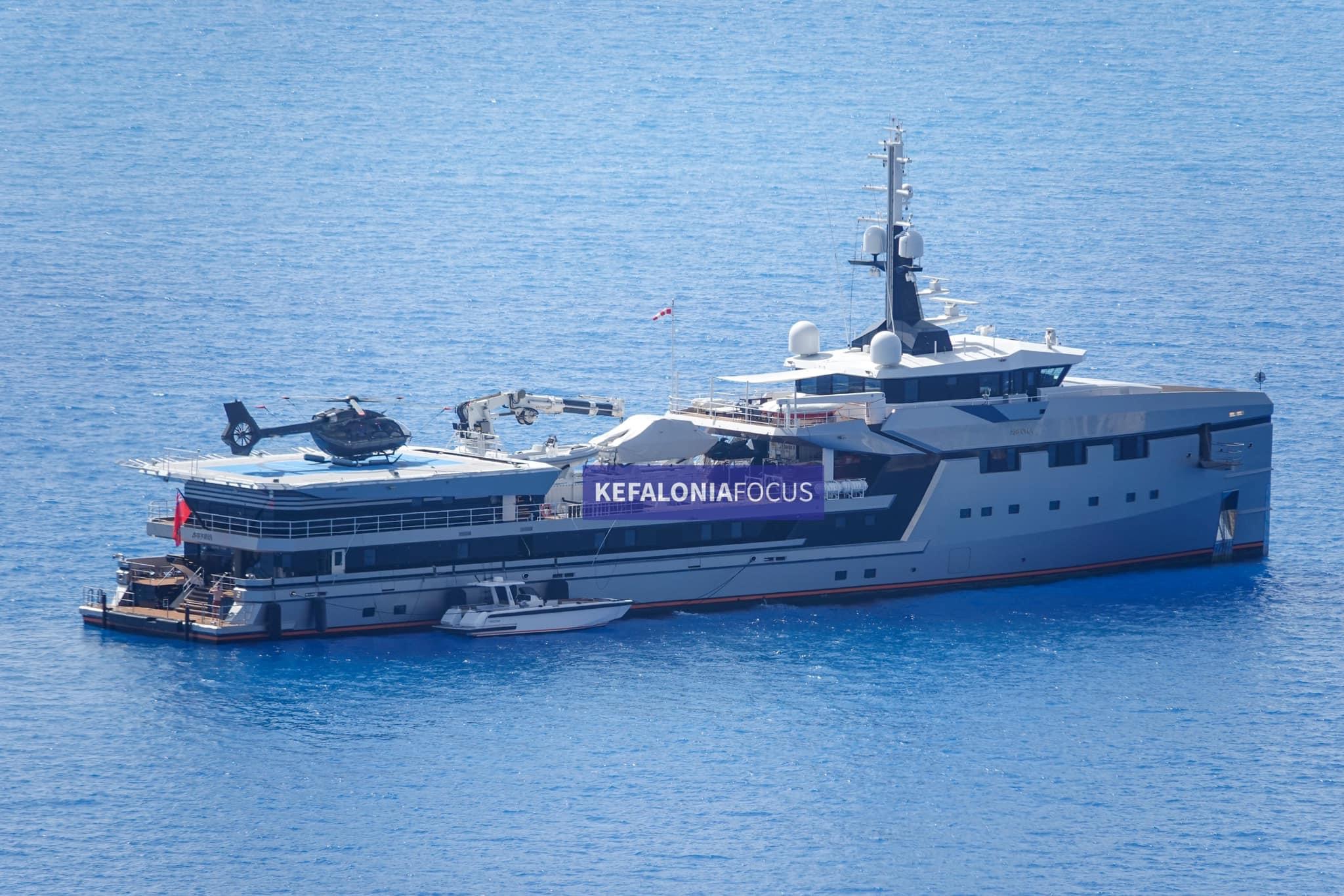Το yacht Abeona του δισεκατομυριούχου Τζεφ Μπέζος στο Μύρτο [εικόνες ...