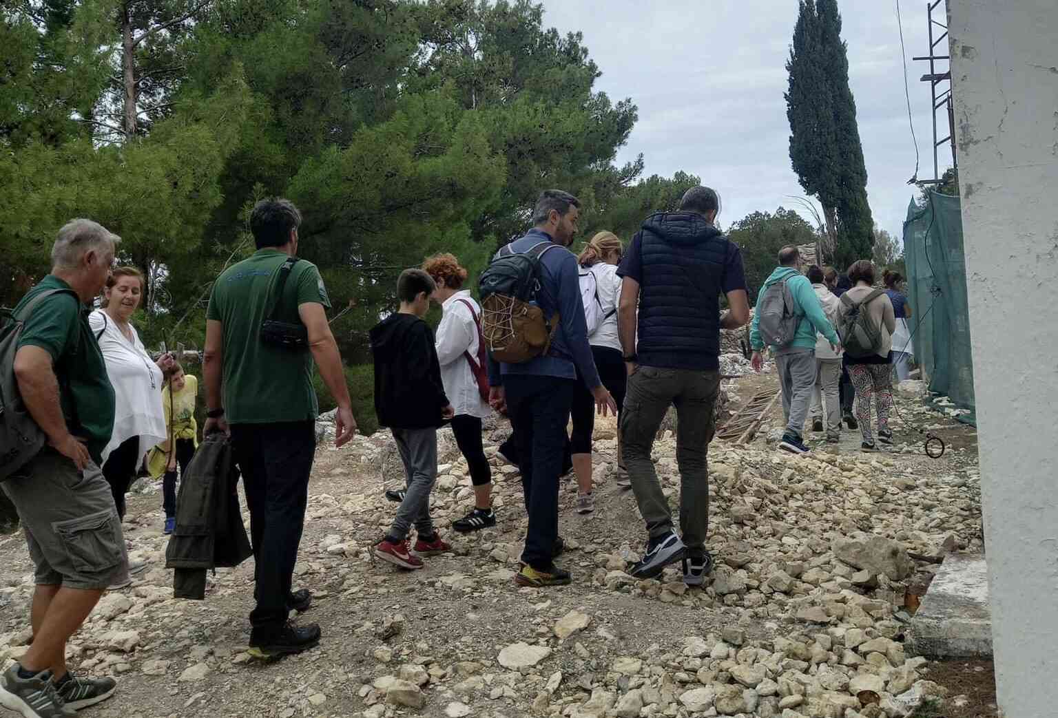 Περιβαλλοντική Δράση «Ιστορικές διαδρομές στους Γεωτόπους της Σάμης»από ...