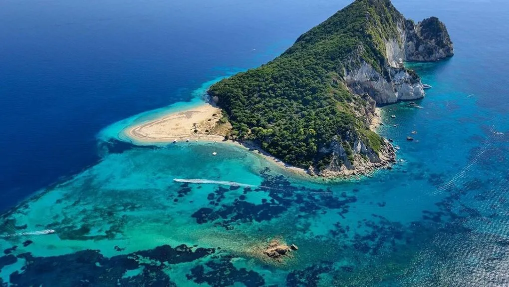 Μπήκαν μπουλντόζες στο Μαραθονήσι - Kefalonia Focus