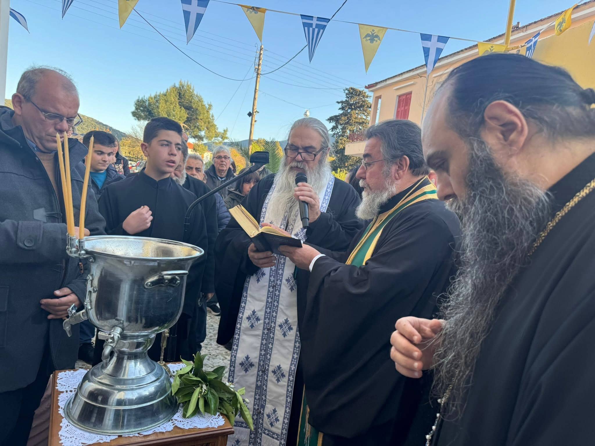Αγιασμός στον Μητροπολιτικό Ναό στο Βαθύ Ιθάκης - Kefalonia Focus