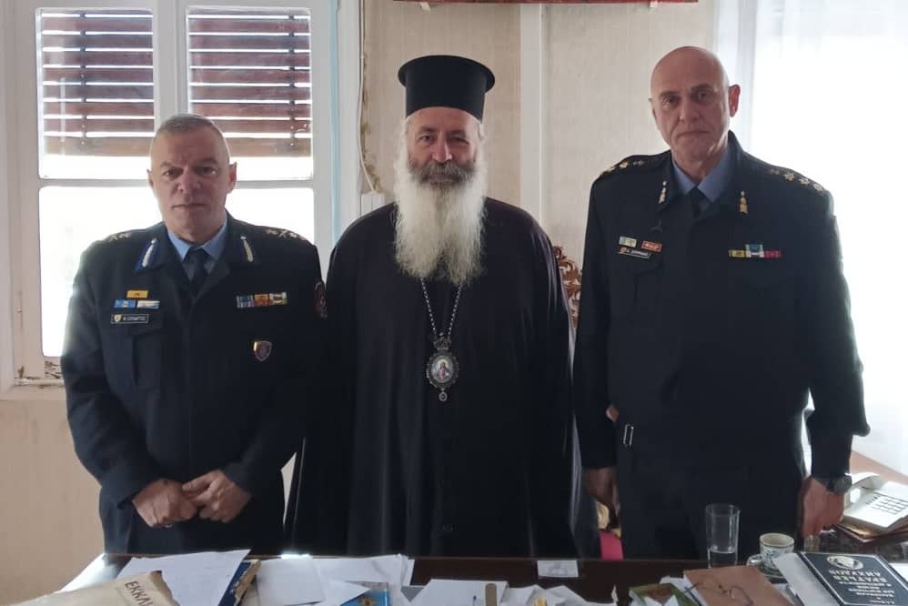 Δ.Π.Υ.N. Κεφαλονιάς:Εθιμοτυπική συνάντηση με τον σεβ. Μητροπολίτη ...