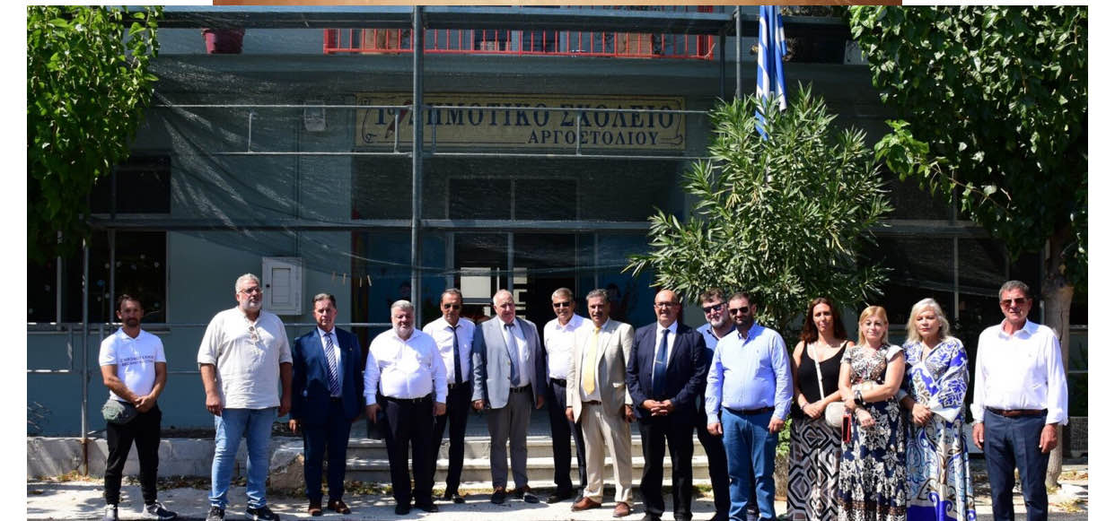 Άκης Τσελέντης:Σε επιλεγμένα σχολεία έγινε η ξενάγηση του Γεν ...
