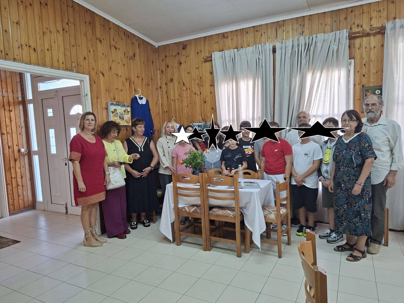 Επίσκεψη του Δημοτικού Σχολείου Κεραμειών στο ΚΑΠΗ Αργοστολίου με ...