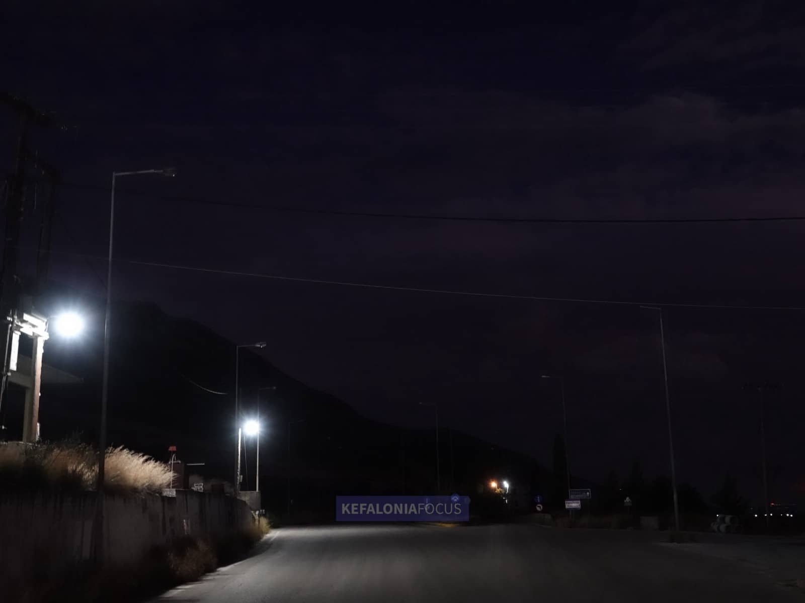 Στα σκοτάδια η διασταύρωση στις Πλατιές – Μια βραδινή «παγίδα θανάτου ...
