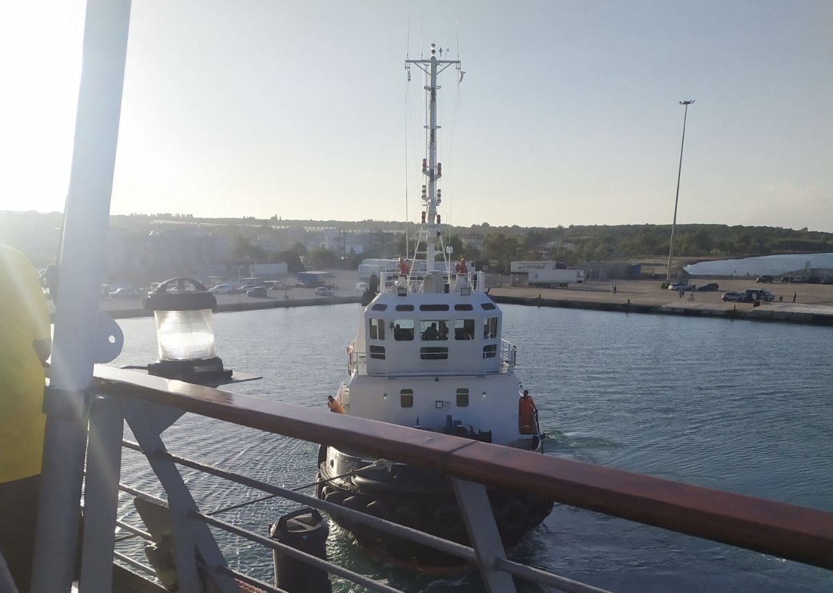 Ασφαλής ολοκλήρωση της ρυμούλκησης του πλοίου «ΚΕΦΑΛΟΝΙΑ» στο λιμάνι ...